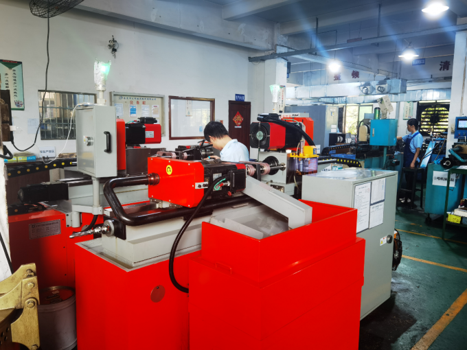 China Dongguan Datong Mold Fittings Co. factory production line